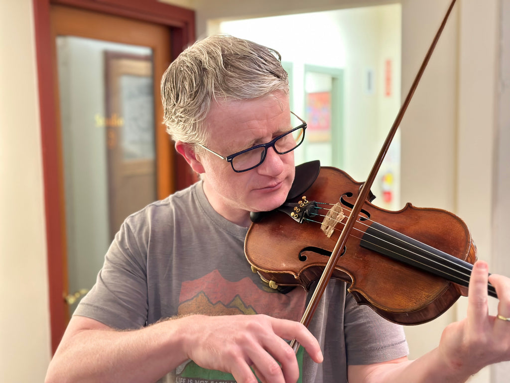 Allan MacDonald – Dusty Strings